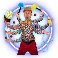 Balloon modelling – Ritchie Rosson – Children’s Entertainer & Magician